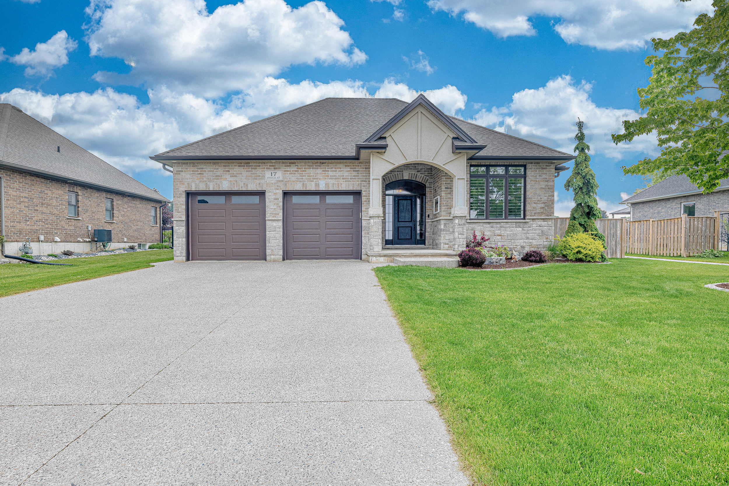 17 Amanda Ave, Mount Elgin, ON N0J 1N0, Canada