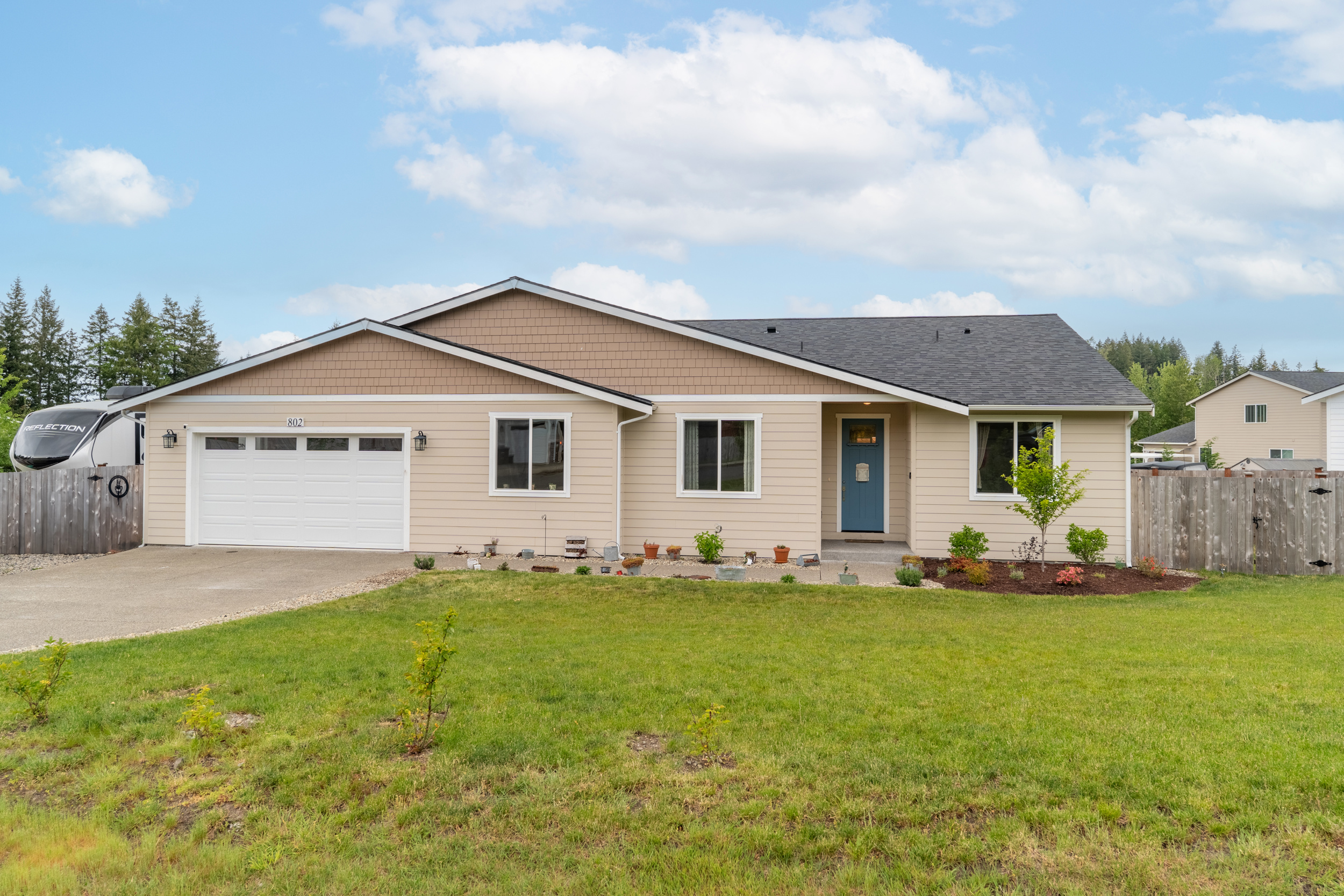 802 Cody St SE, Rainier, WA 98576, USA