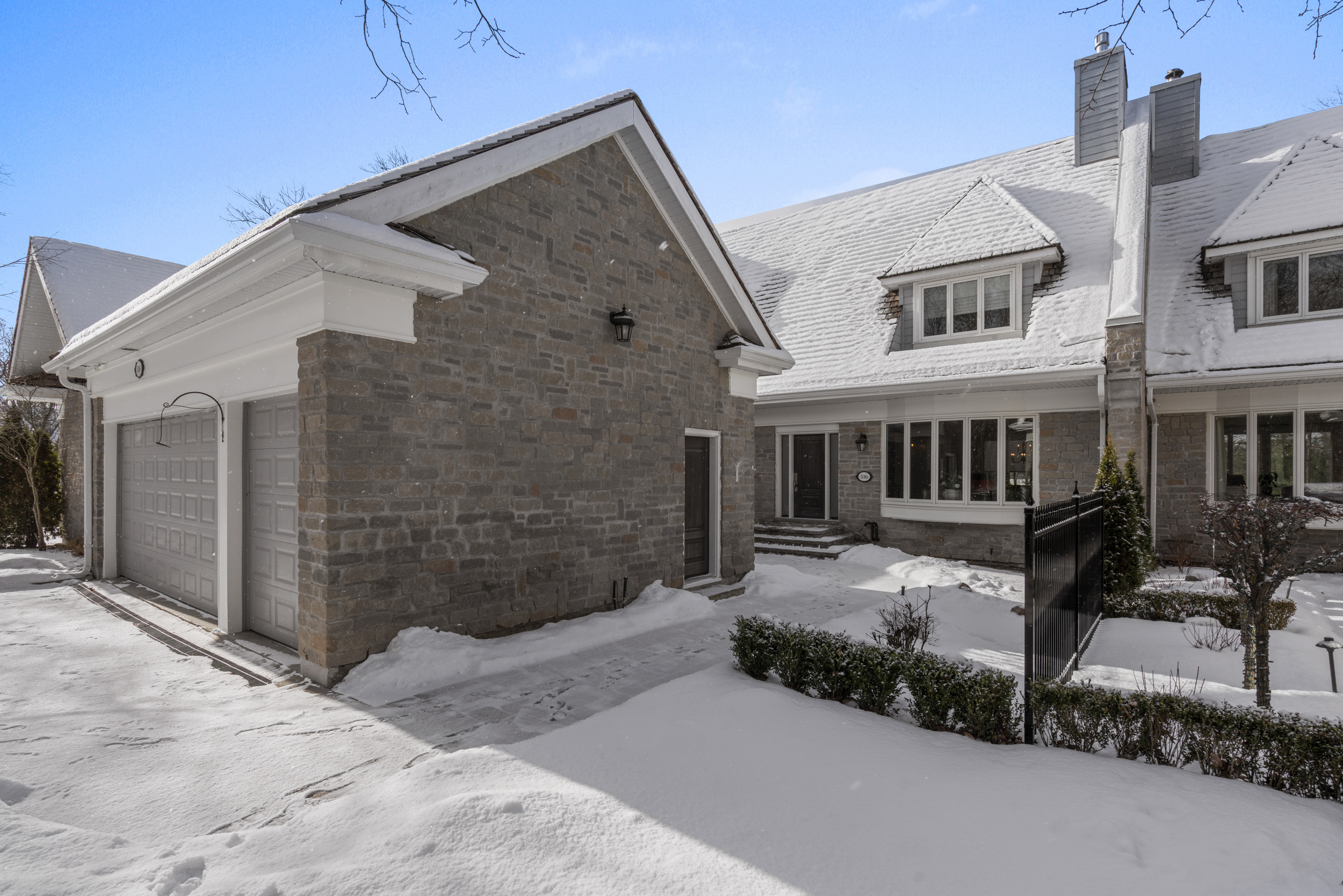 516 Quail Ridge Dr, Aurora, ON L4G 0L5, Canada