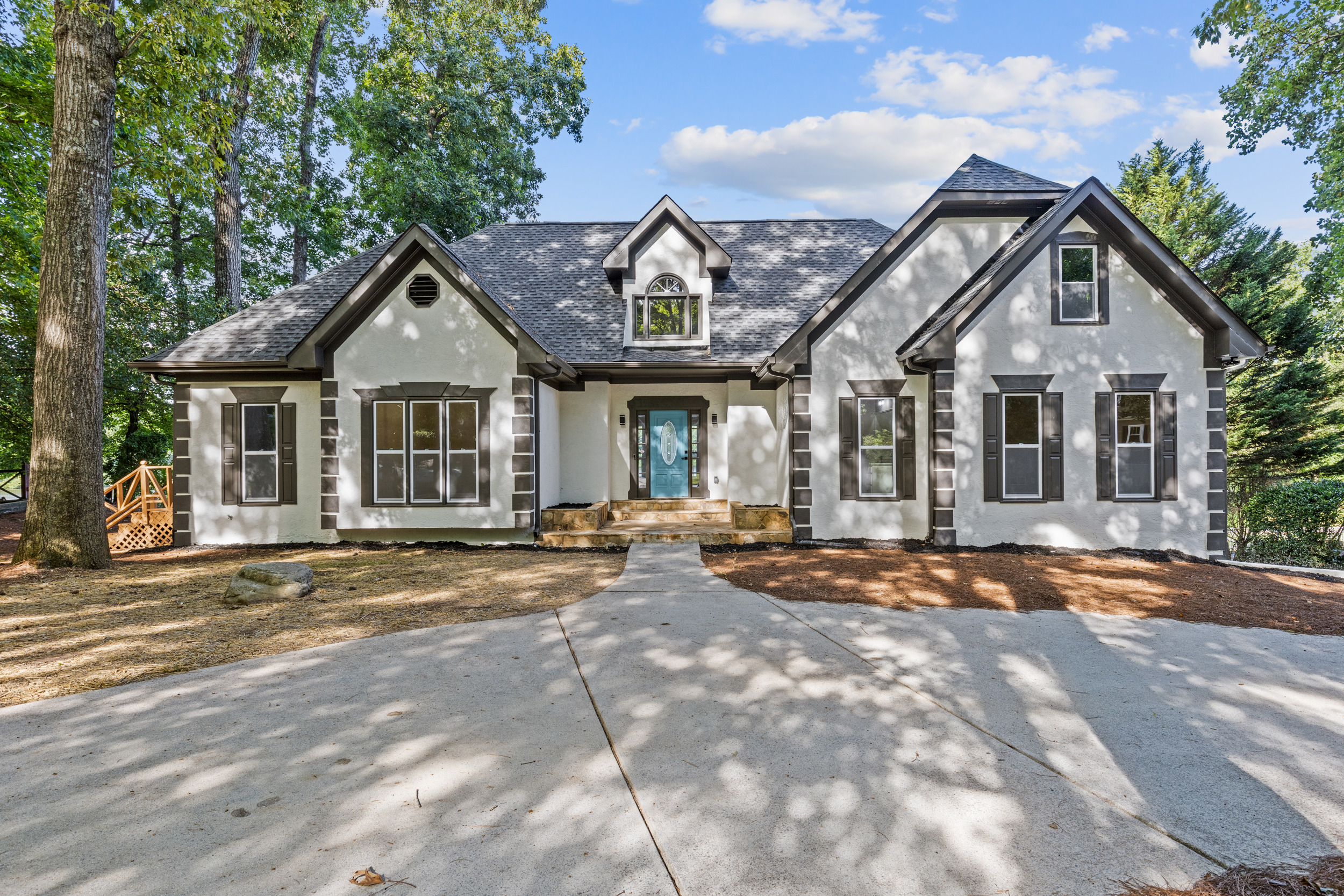 7367 Waters Edge Dr, Stone Mountain, GA 30087, USA