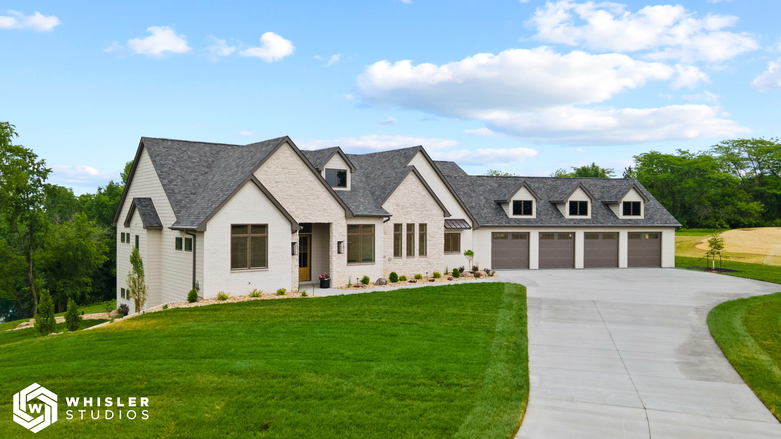 2373 Mehaffey Bridge Rd NE, North Liberty, IA 52317, USA